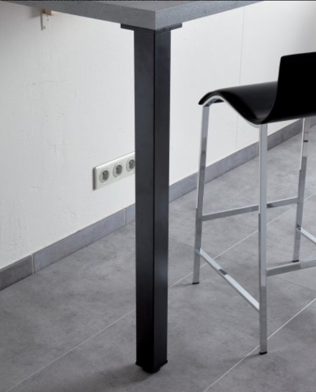 PIED de SNACK CARRE 60mm en Acier